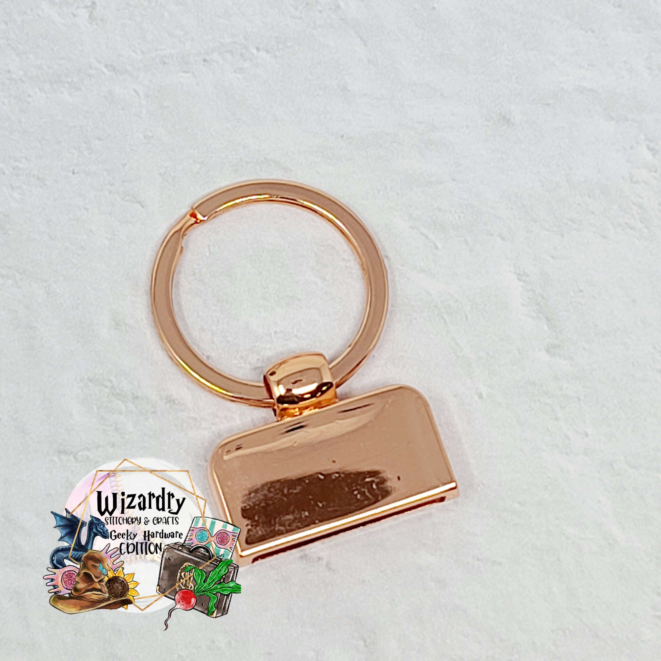 1" Key Fob Hardware w/Screws — Wizardry Stitchery & Crafts, LLC